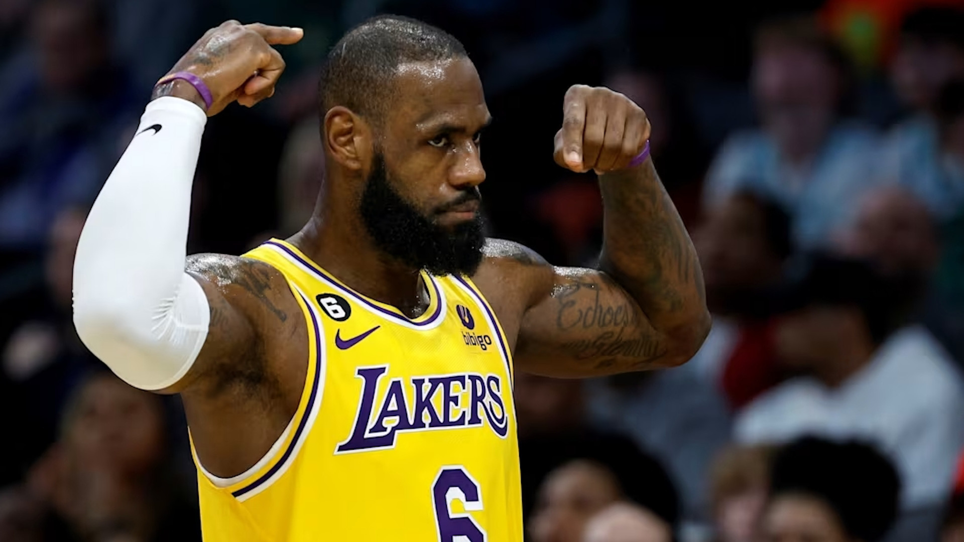 LeBron James se convierte en el segundo jugador de más de 40 años que ...