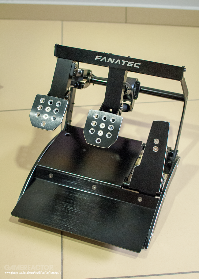 Fanatec ClubSport Wheelbase V2.5 + Pedals V3 Inverted