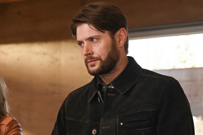 Jensen Ackles se presenta para interpretar al nuevo Batman