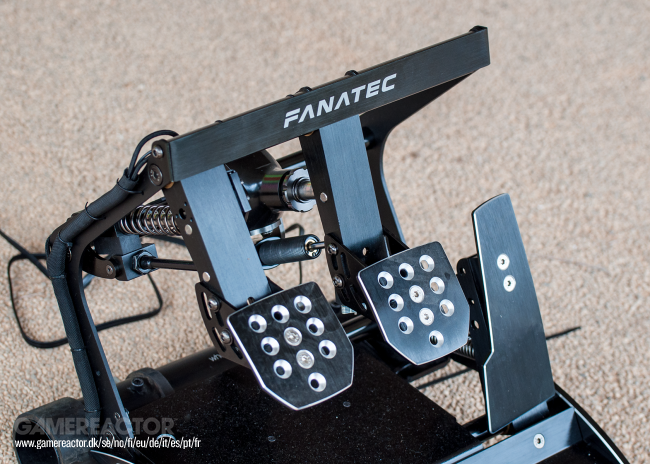 Fanatec ClubSport Wheelbase V2.5 + Pedals V3 Inverted