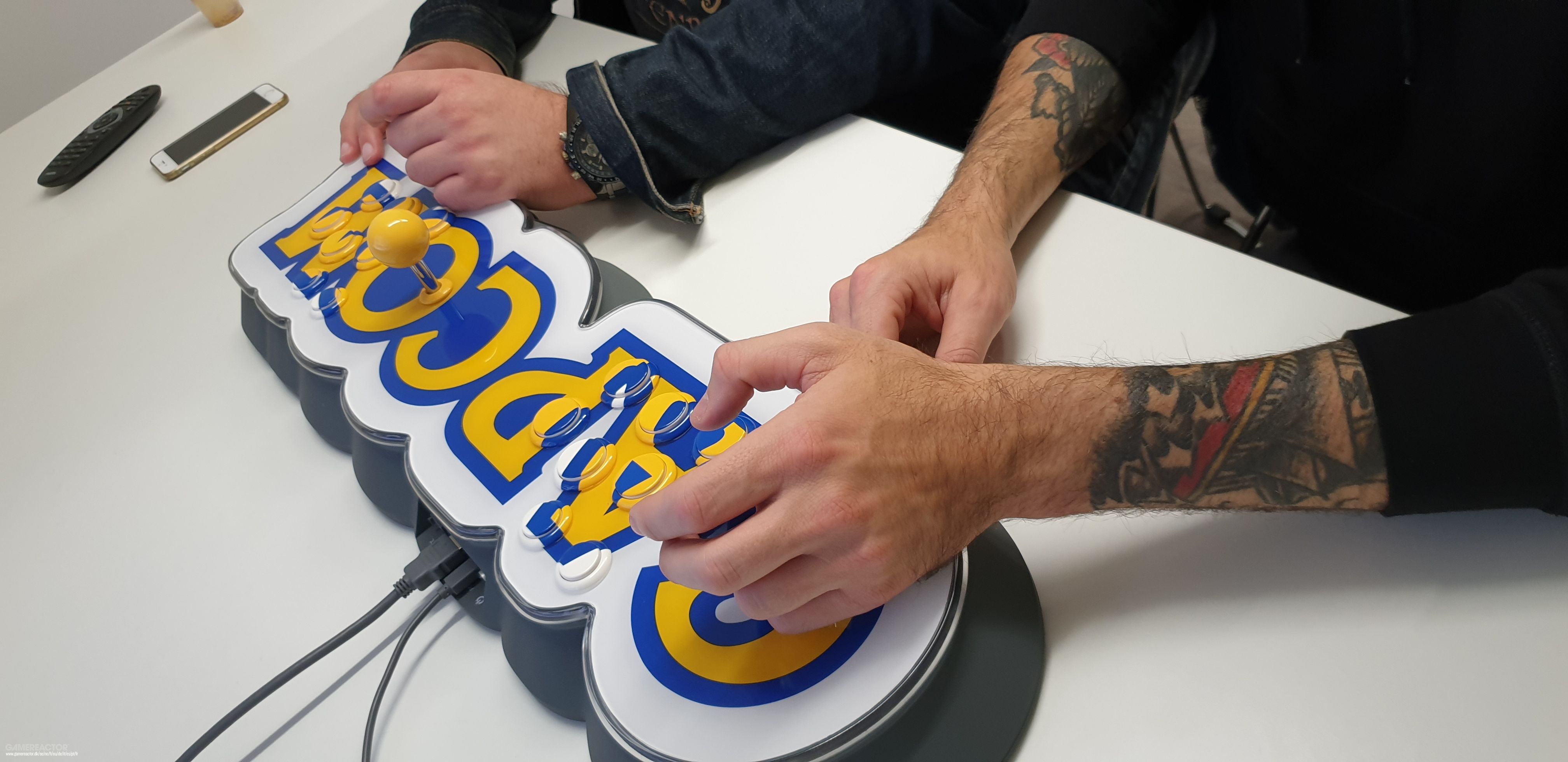 Análisis de Capcom Home Arcade, la consola con sticks de recreativa