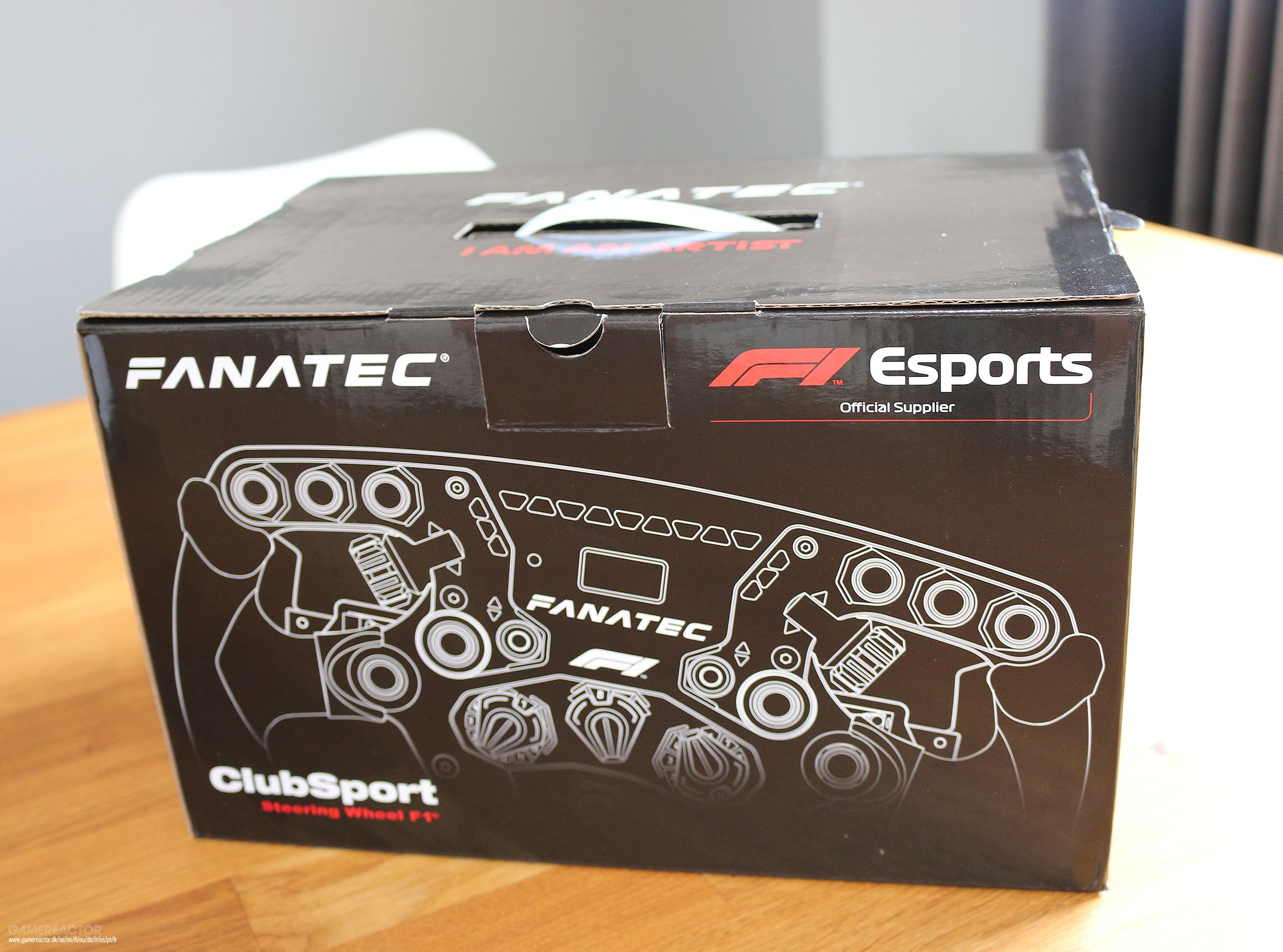 [Exclusiva] Primeras imágenes del volante premium Fanatec F1 2020