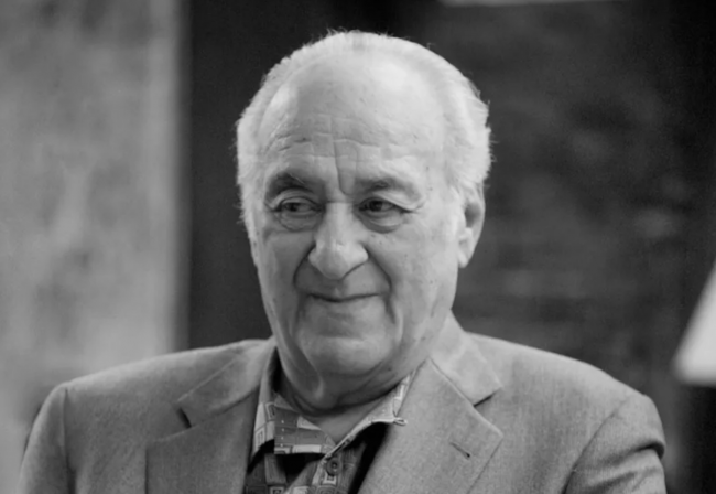 Jerry Adler, actor y conocido como el asociado Hesh de Tony Soprano en la serie de HBO, ha ...