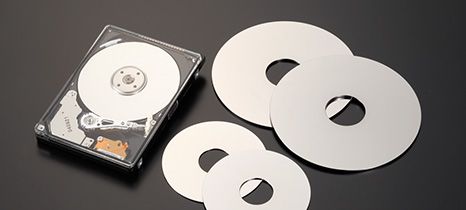 La empresa Showa Denko comienza a distribuir discos duros de 26 TB