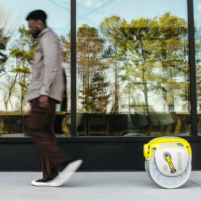 ¿Quién necesita amigos cuando puedes tener un compañero droide ...