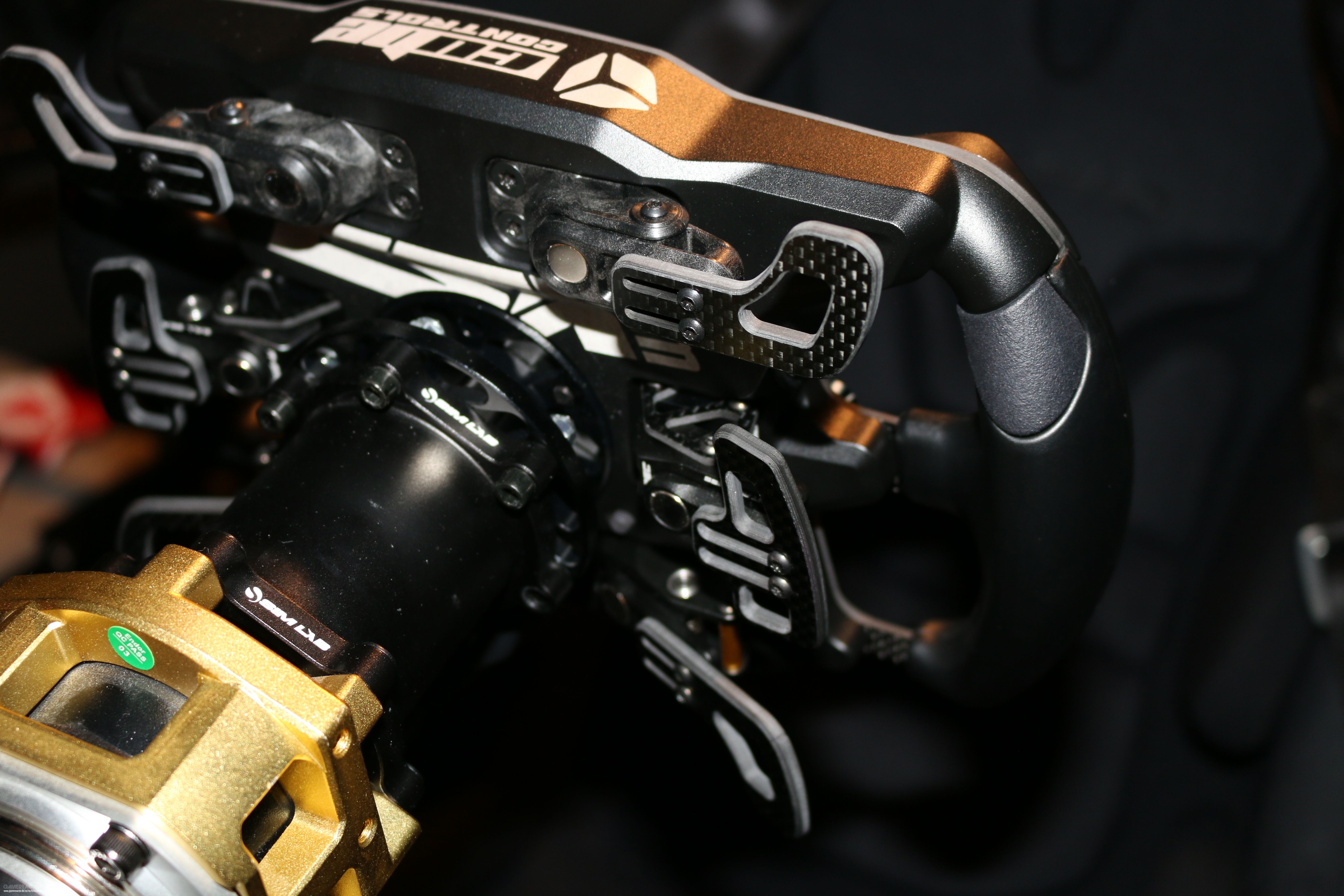 Análisis del volante Cube Controls CSX-3