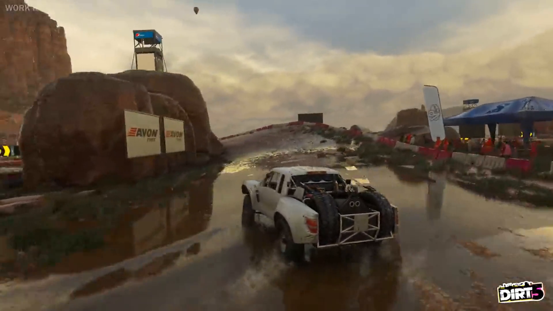 Pasa la tormenta y cambia Dirt 5: meteorología dinámica next-gen