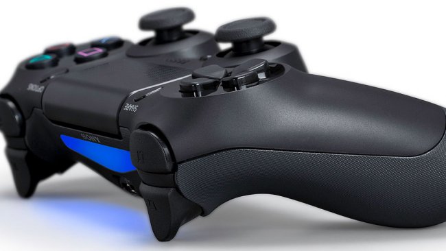 Tocando el futuro: impresiones mando DualShock 4 de PS4