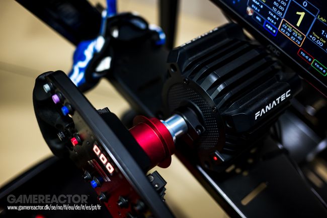 ¿Montar un cockpit de triple monitor? Mira algunos problemas comunes