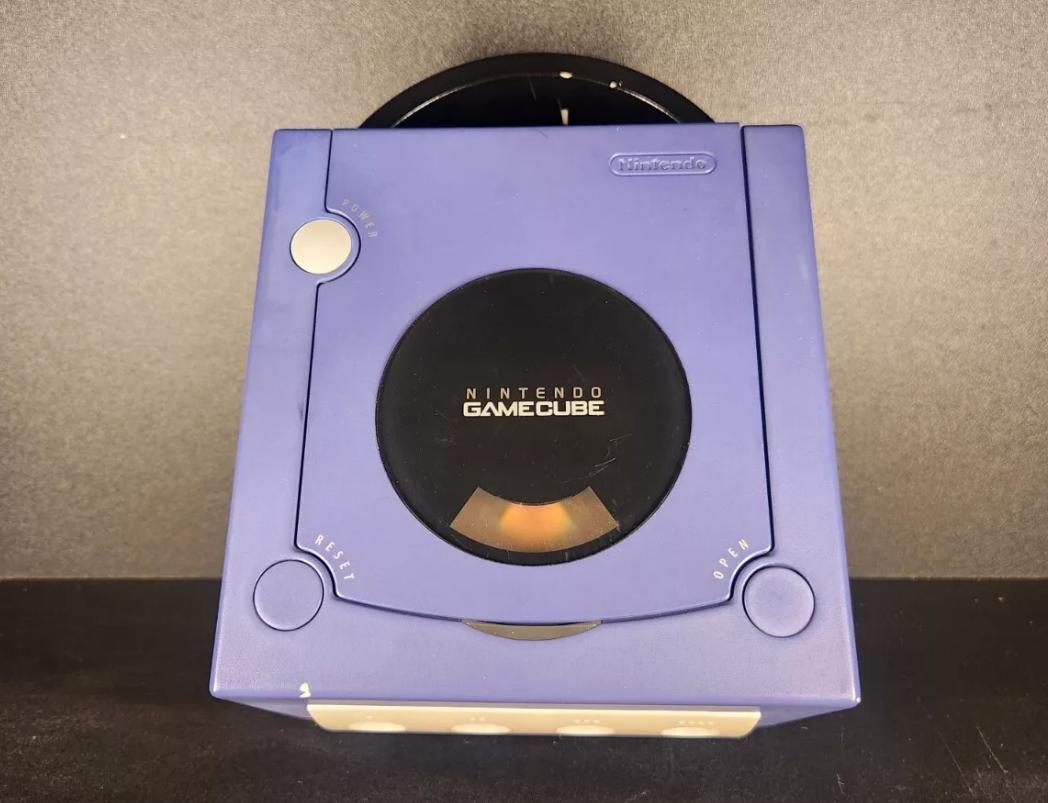 Sale a subasta una de las primeras Nintendo Gamecube del mundo que se ...